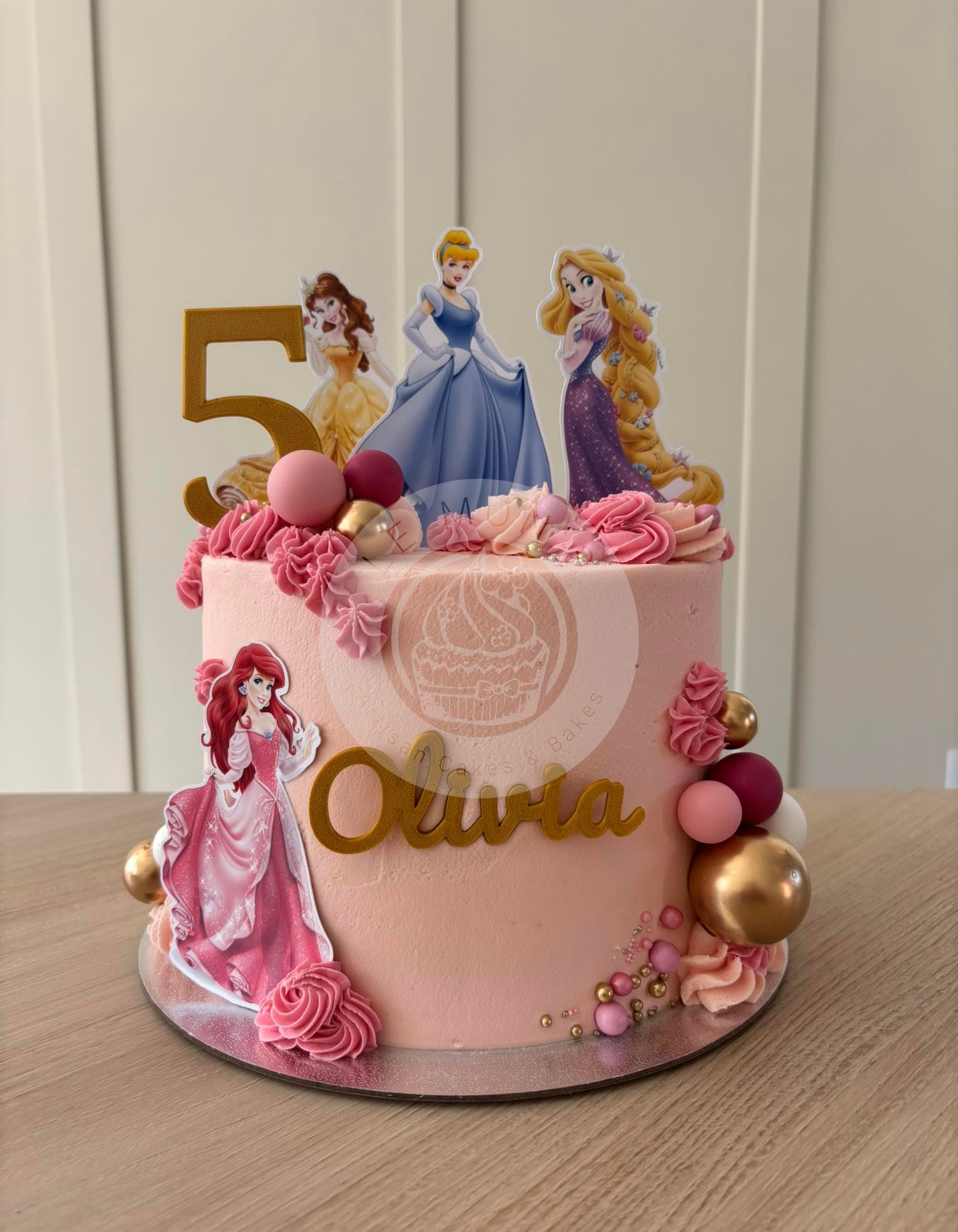 Le Mon's Artisan Cakes & Bakes | Handmade Cakes in Market Harborough
